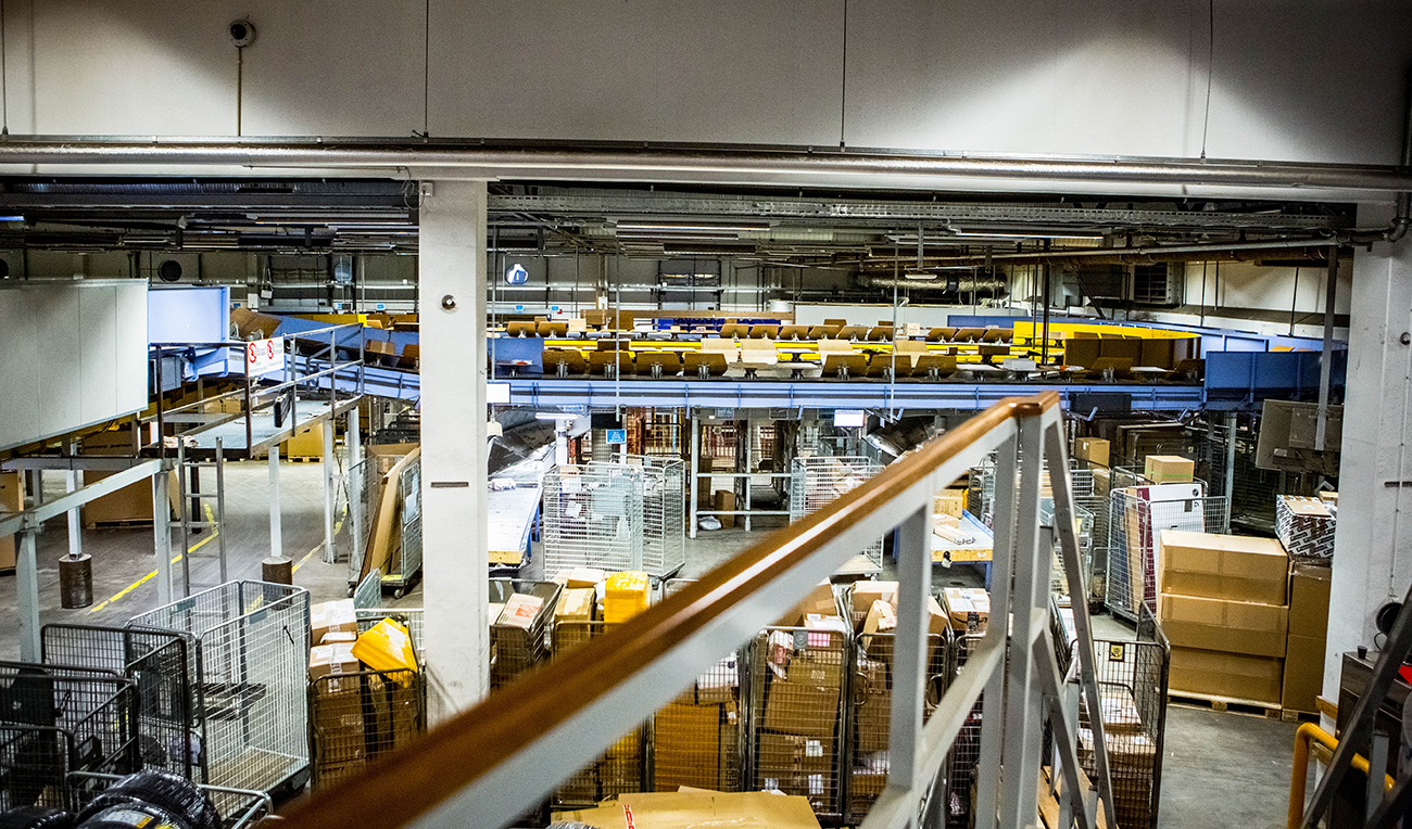 PostNord slår rekord: 2,2 miljoner paket efter Black Friday - Ehandel.se