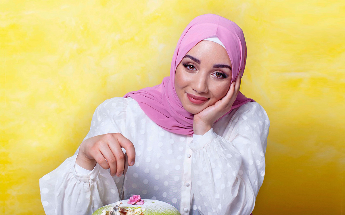 Fikakaos när Camilla Hamid öppnade café – sålde slut tre dagar i rad - Ehandel.se