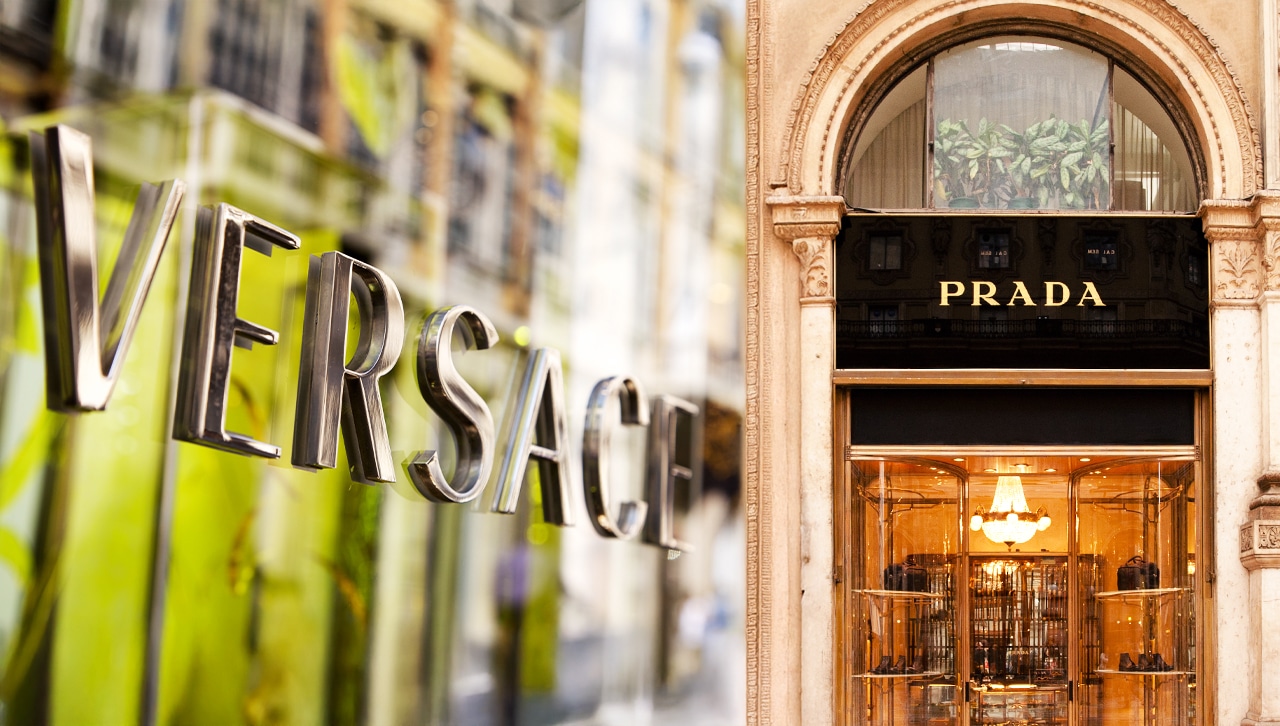 Versaces resultat sjunker - Prada utvärderar förvärv - Ehandel.se